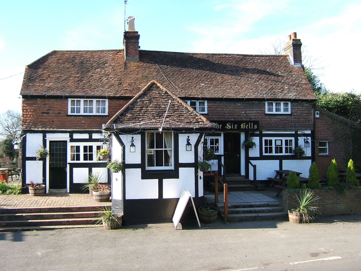 Six Bells, Newdigate, Surrey | Horsham Pub Guide